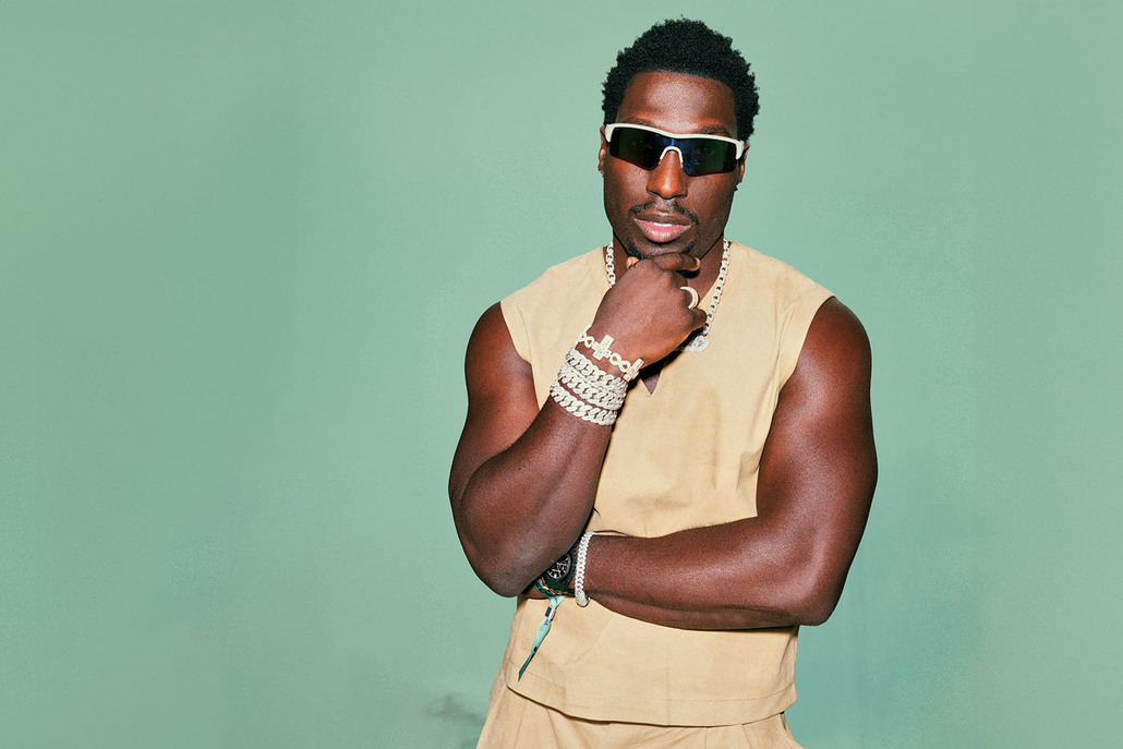 Frenna boeken voor de beste prijs bij Artist Bookings